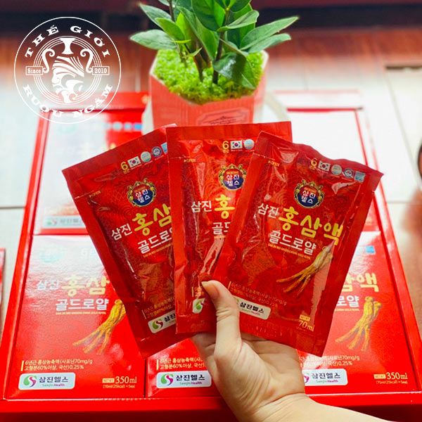 Nước Hồng Sâm Sam Jin Red Ginseng Drink Gold Royal Hộp 30 Gói x 70ml
