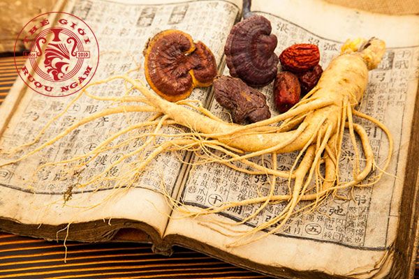 Nước Hồng Sâm Sam Jin Red Ginseng Drink Gold Royal Hộp 30 Gói x 70ml