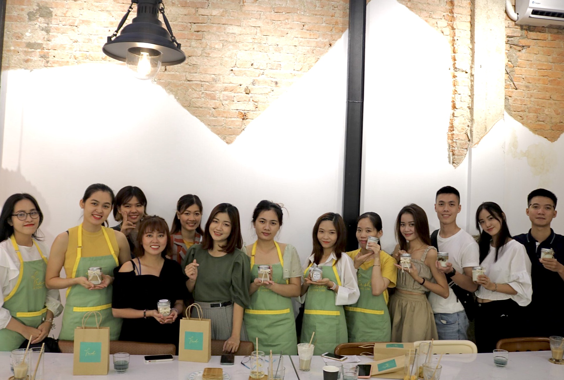 WORKSHOP NẾN THƠM HANDMADE – Fresh Home Lab