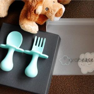 GRABEASE: Cùng bé ăn những miếng ăn đầu tiên. – YODEE Việt Nam