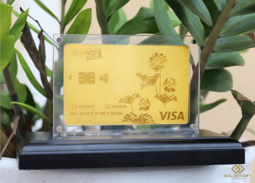 Mô hình Thẻ visa BIDV mạ vàng:Quà tặng tri ân mang dấu ấn doanh nghiệp ...