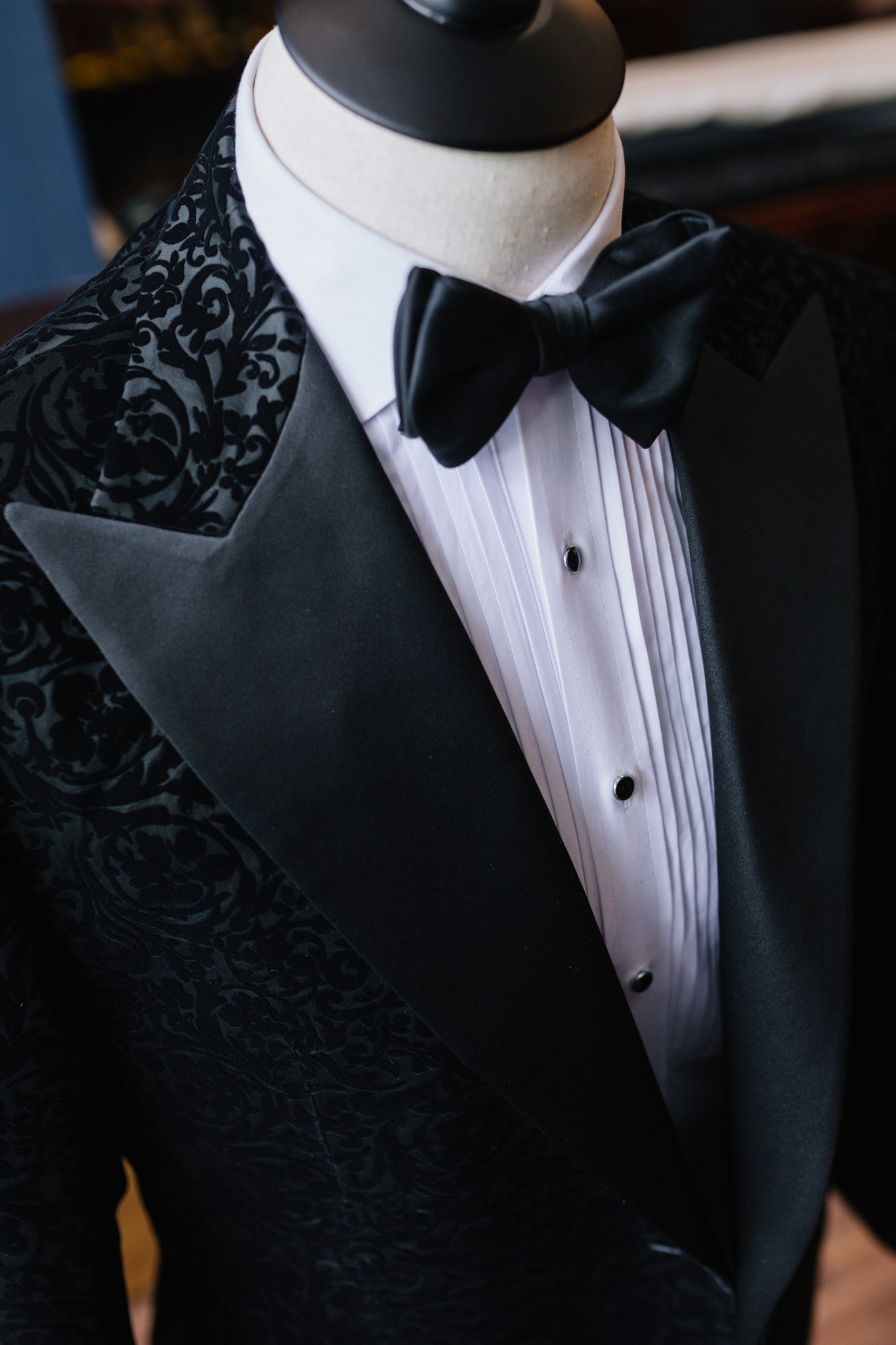 CHẤT LIỆU MAY VEST CƯỚI – KIM BESPOKE - Thương hiệu may suit tại Hồ Chí ...