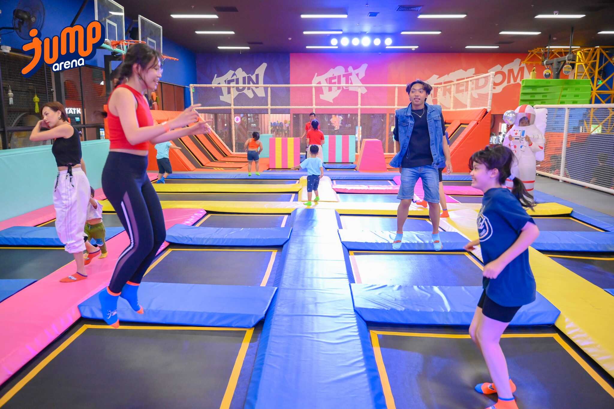 Địa điểm vui chơi giải trí HOT HIT cuối tuần - JUMP ARENA