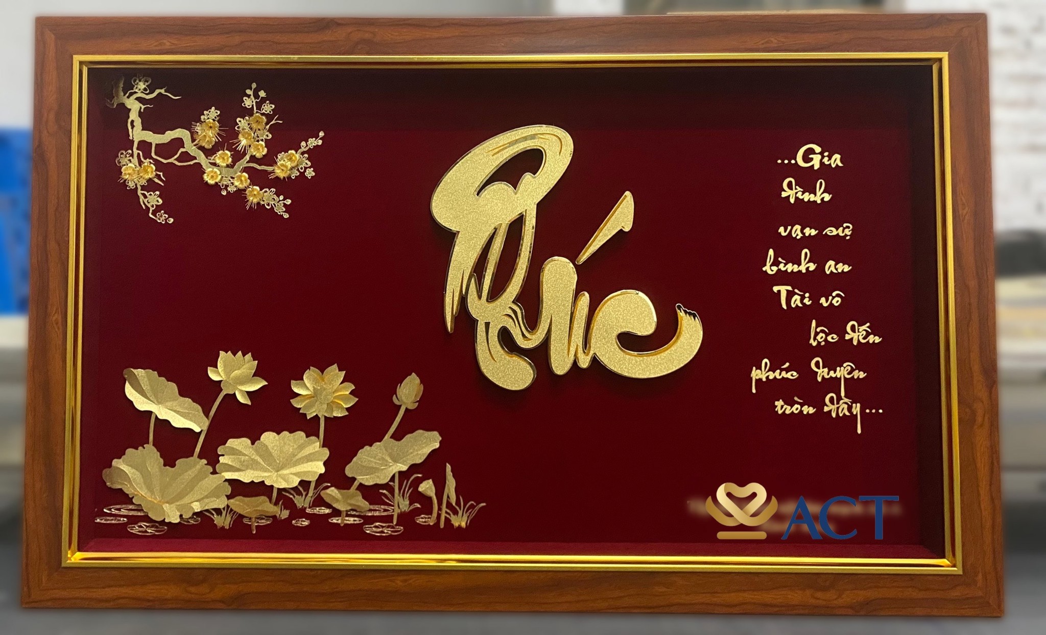 Các Mẫu Tranh Thư Pháp Hoa Sen Dát Vàng 24k Đẹp - ACT GOLD