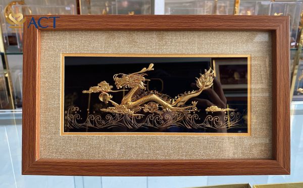 Top 10 quà tặng dát vàng trang trí làm đồ trang trí phòng khách đẹp nh - ACT GOLD