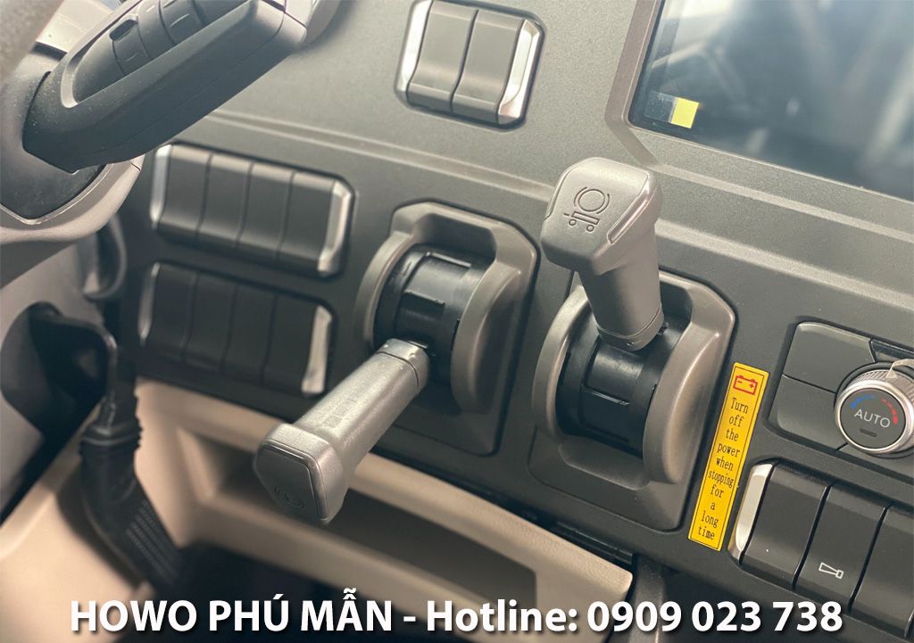 XE ĐẦU KÉO HOWO MAX 440 Howo Phú Mẫn