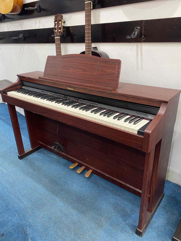 PIANO ROLAND HP305GP – Piano Hà Nội