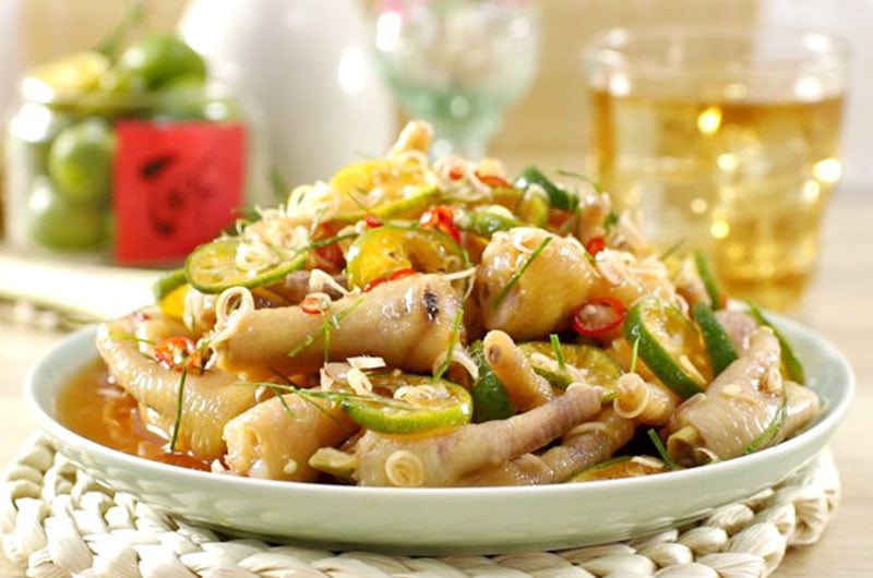 Cách làm chân gà sả tắc giải ngấy cùng HP3 Seafood cực ngon