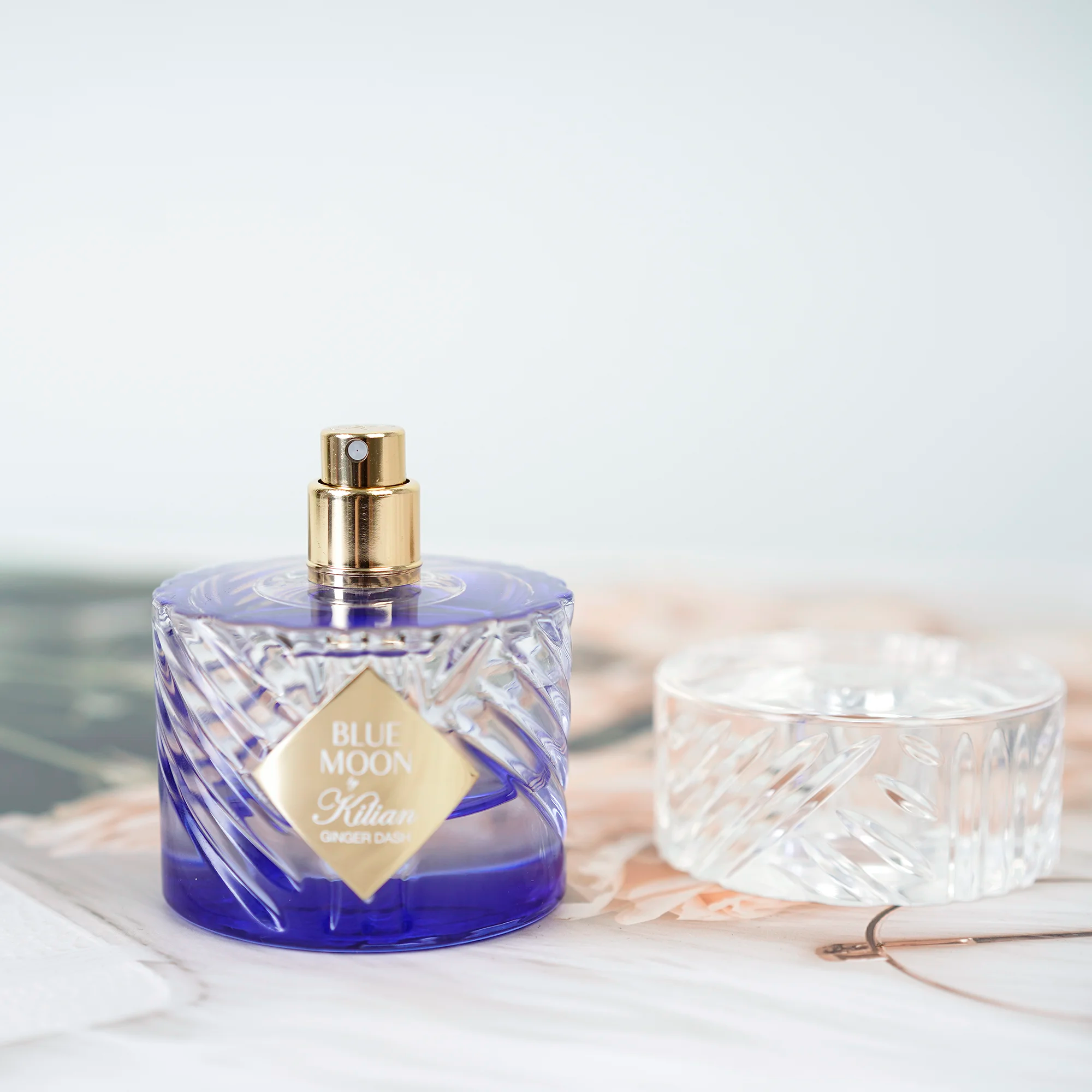 Nước hoa Kilian Paris Blue Moon Ginger Dash: Hòa Quyện Giữa Sự Say Đắm ...