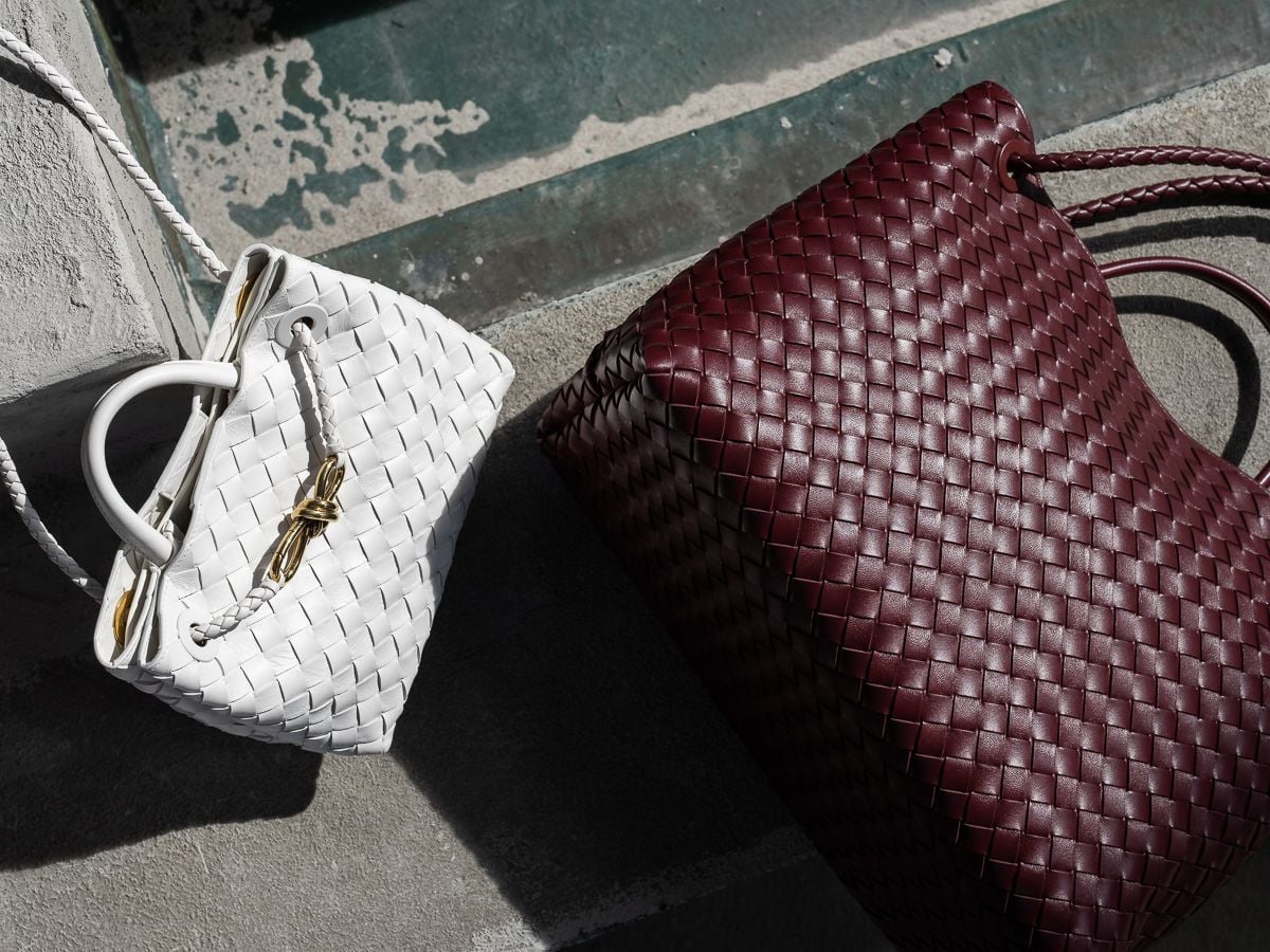 Bottega Veneta Andiamo - Chiếc túi cùng bạn đi khắp thế gian – LUXITY