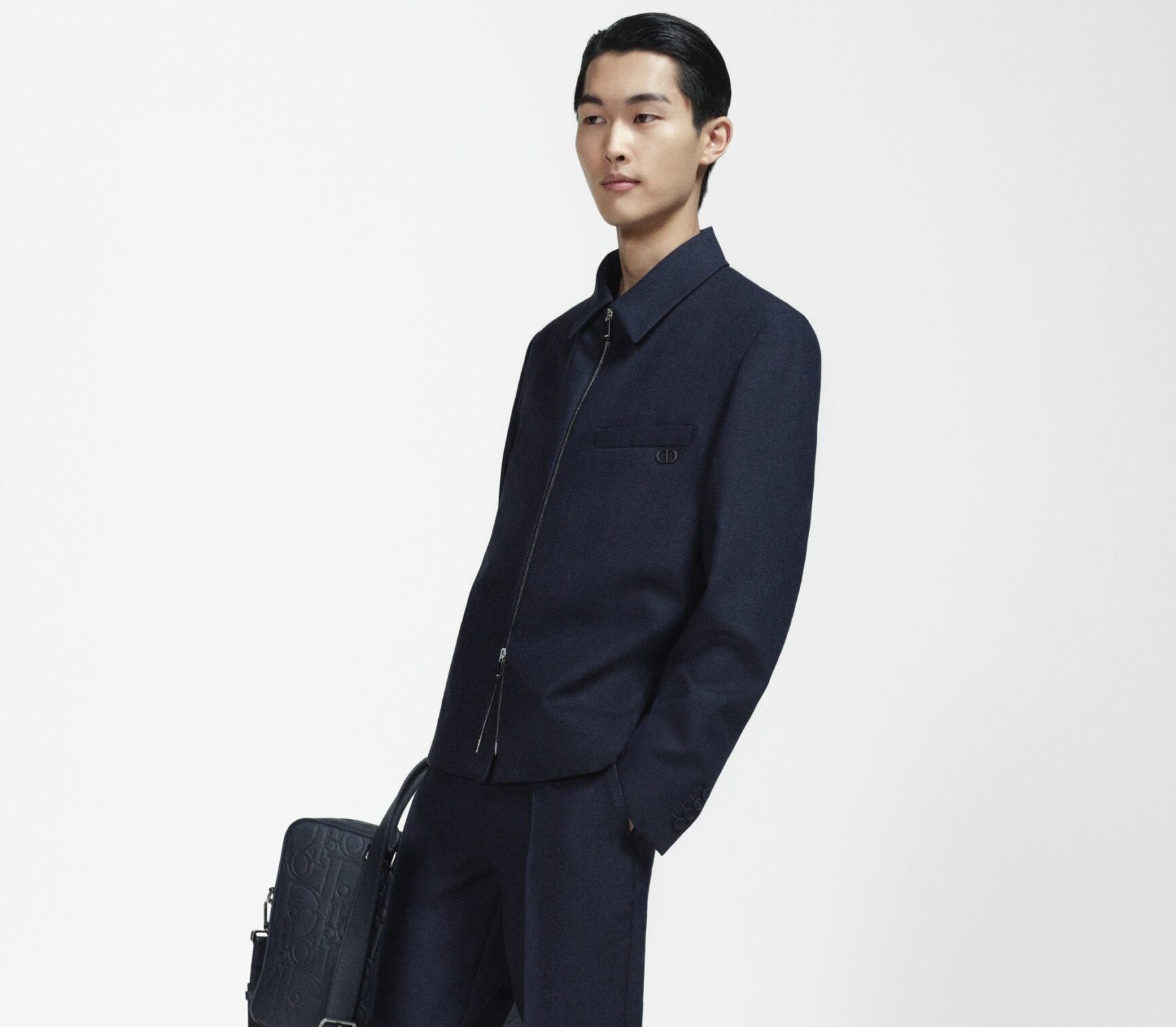 Dior Men chính thức giới thiệu bộ sưu tập Tailoring cho mùa Xuân Hè 25 ...
