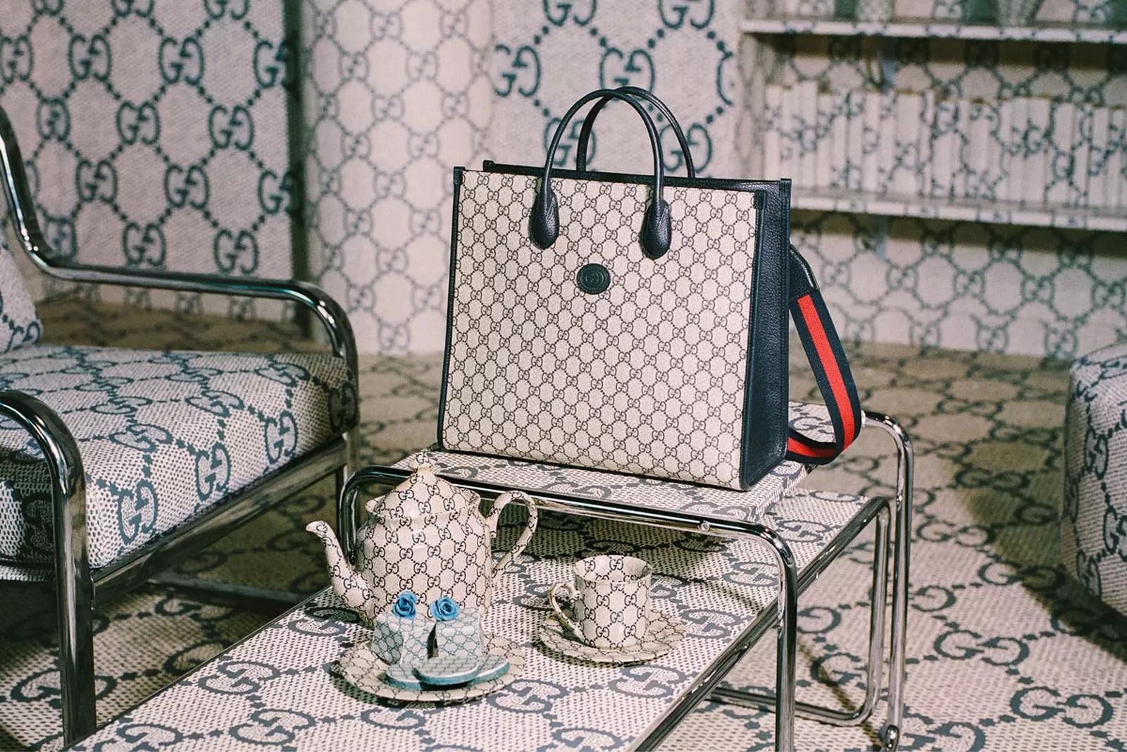 Sự chuyển mình màu xanh dương của Gucci – LUXITY