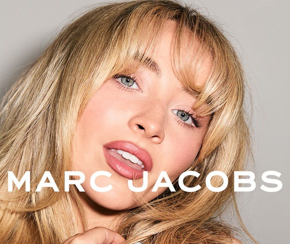 Chiêm ngưỡng búp bê Sabrina Carpenter trong chiến dịch của Marc Jacobs ...