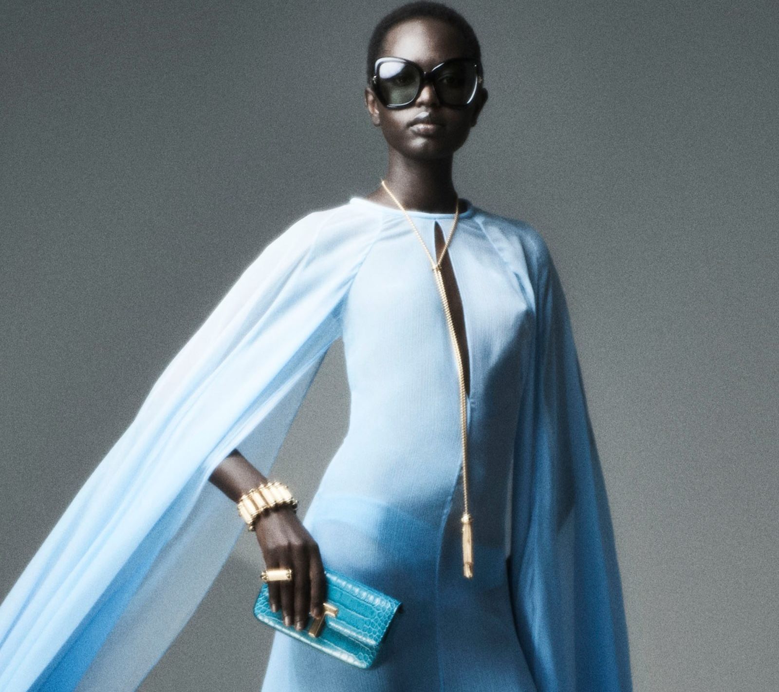 Peter Hawkings khuấy đảo sàn diễn với BST TOM FORD Resort 2025 – LUXITY