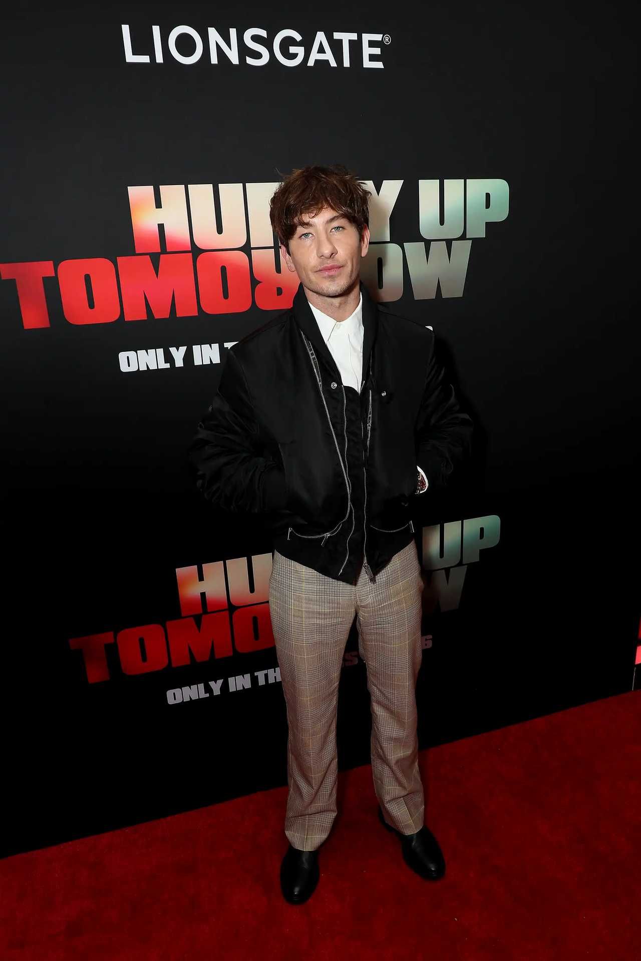 Barry Keoghan tỏa sáng trên thảm đỏ với trang phục McQueen lịch lãm ...