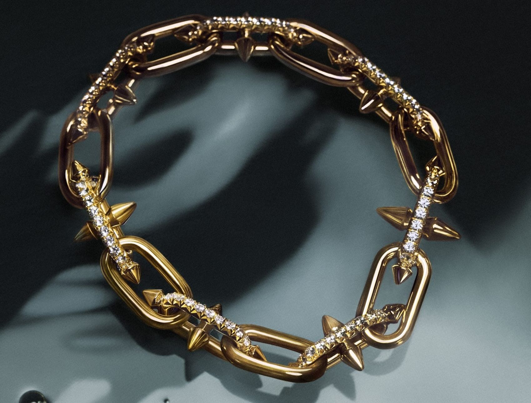 Tiffany Titan: Làn gió mới được thổi vào Tiffany & Co – LUXITY