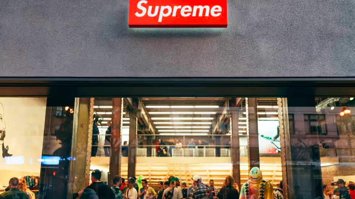 The North Face và Supreme chào đón tân CEO Bracken Darrell