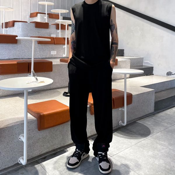 DUENDE Pleated sleeveless suite – Duende