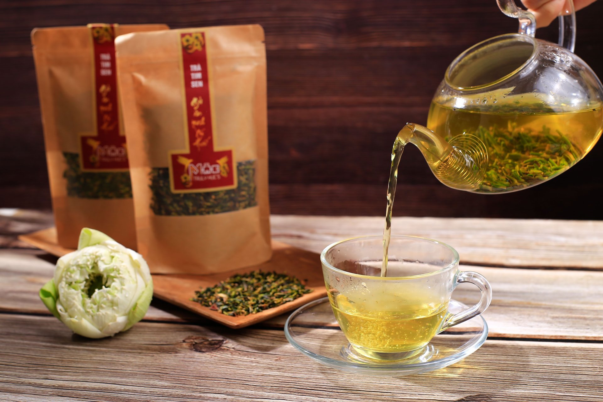 THƯ GIẢN VÀ TẬN HƯỞNG GIẤC NGỦ NGON VỚI TRÀ TIM SEN – CtyTNHHMocTrulyHue