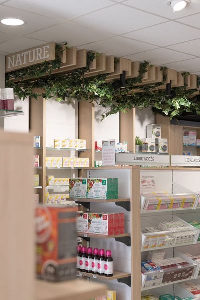 Unipara - một Độc bản tiêu biểu của Para Pharmacie tại Việt Nam