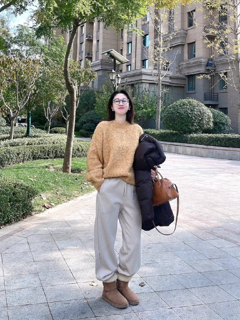 Form Boxy là gì? Cách phối đồ với những chiếc áo Form Boxy cá tính