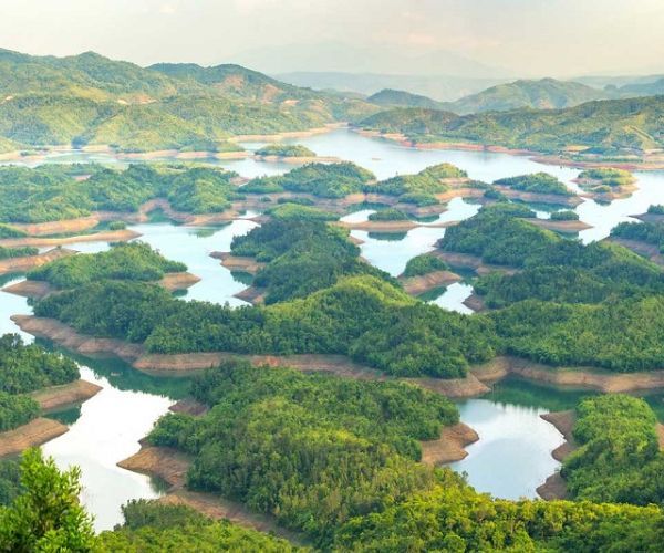 Khám phá Tà Đùng - địa danh với cảnh sắc thiên nhiên không thể rời mắt ...