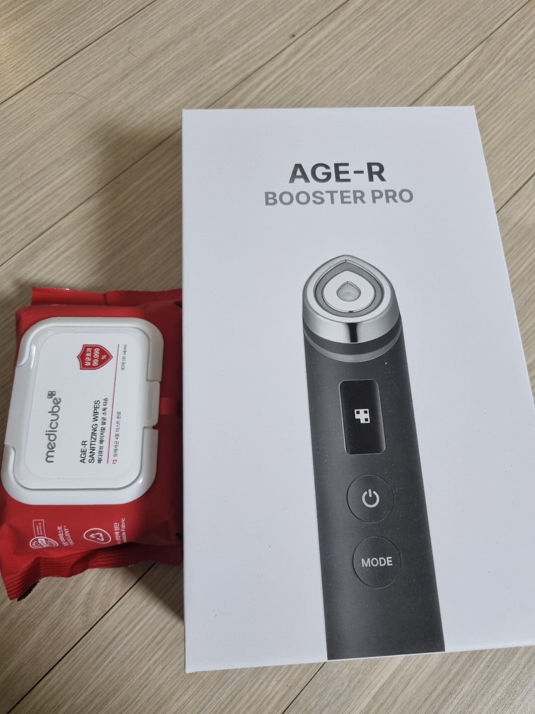 Thiết bị AGE-R Booster Pro – medicube