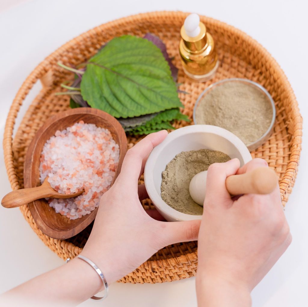 Phục Hồi Da Hư Tổn “Độc Nhất Vô Nhị” Với Tía Tô Tại Leyna Spa – leynaspa