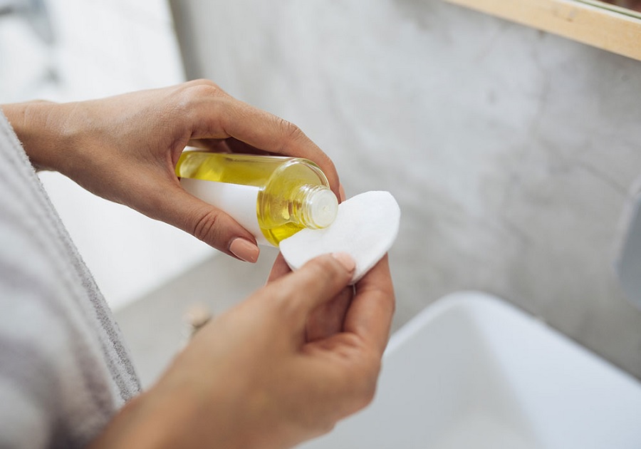 Tẩy trang đúng cách cho người không trang điểm – Dr. Baumann VN
