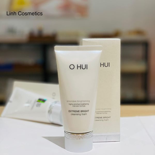 Review sữa rửa mặt dưỡng ẩm OHUI Extreme Bright Cleansing Foam – Hebe ...