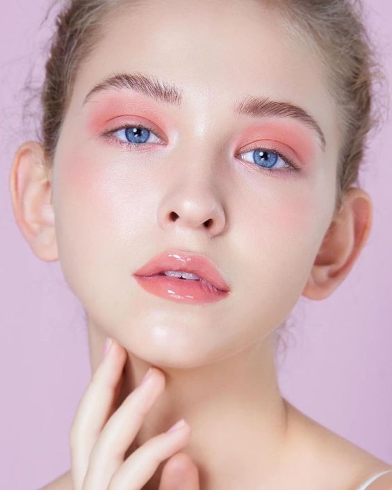 XU HƯỚNG MAKEUP LOOK THÁNG 10 – SammiShop