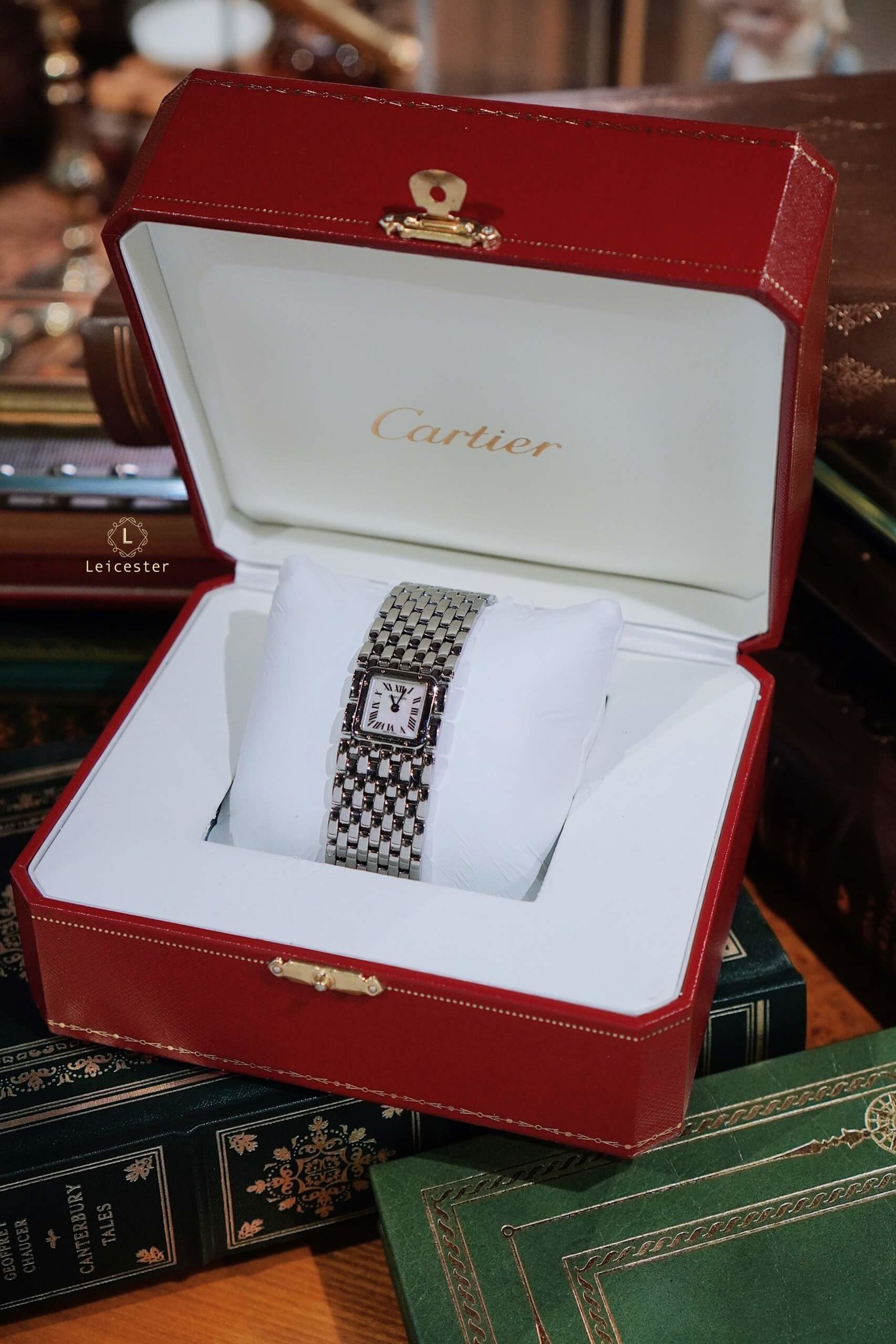 Cartier Panthère Ruban ref 2420 – Leicester