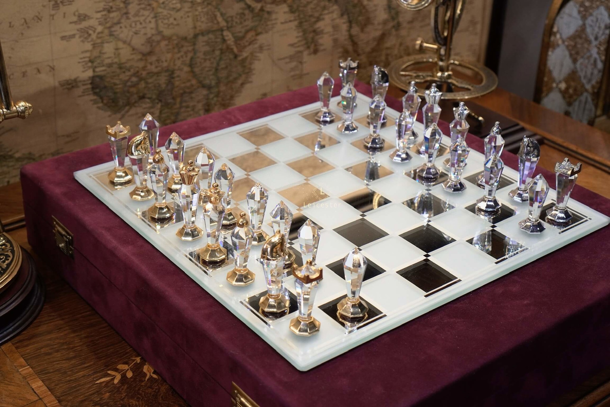 SWAROVSKI CHESS SET – Leicester