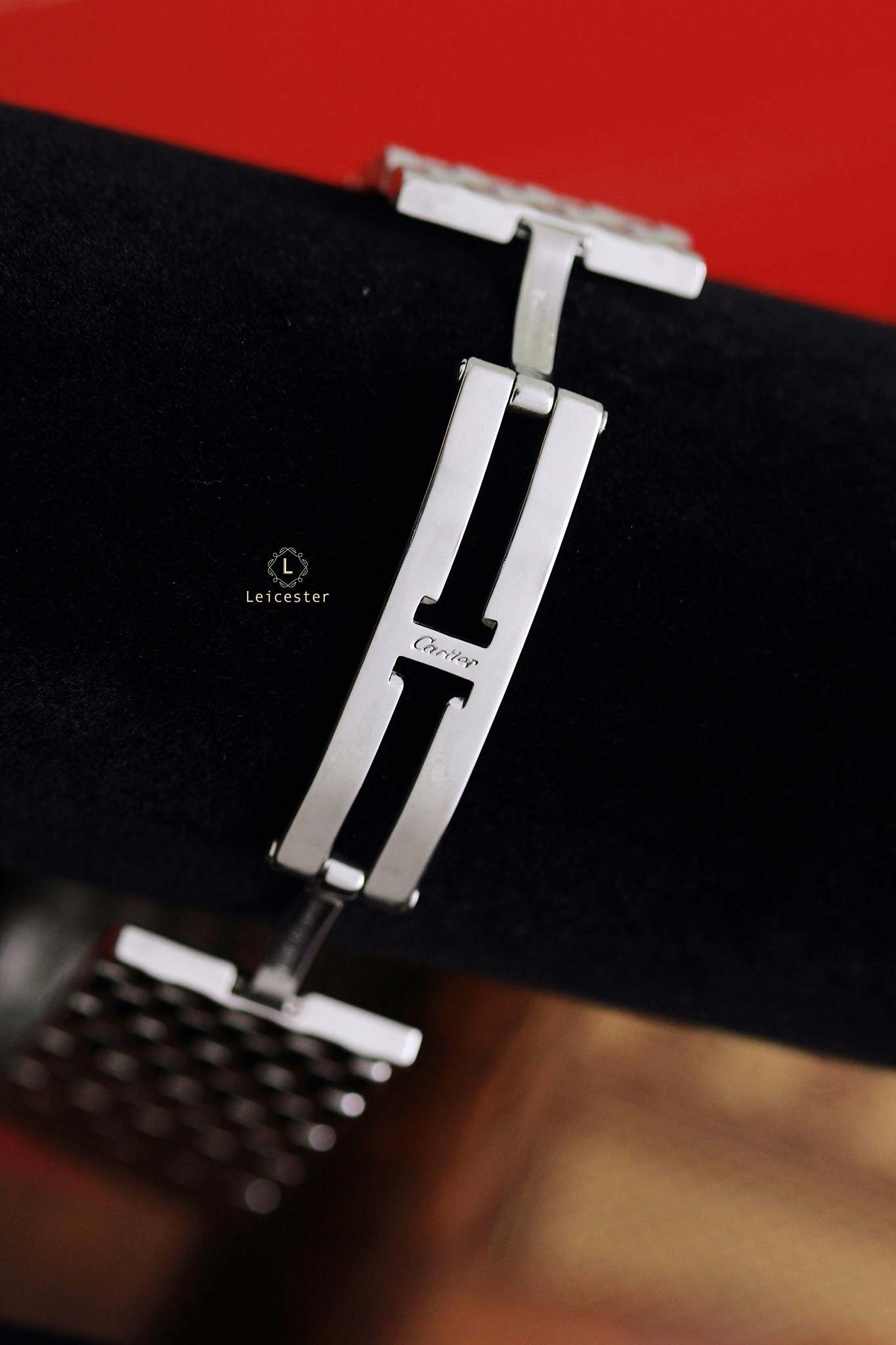 Cartier Panthère Ruban – Leicester