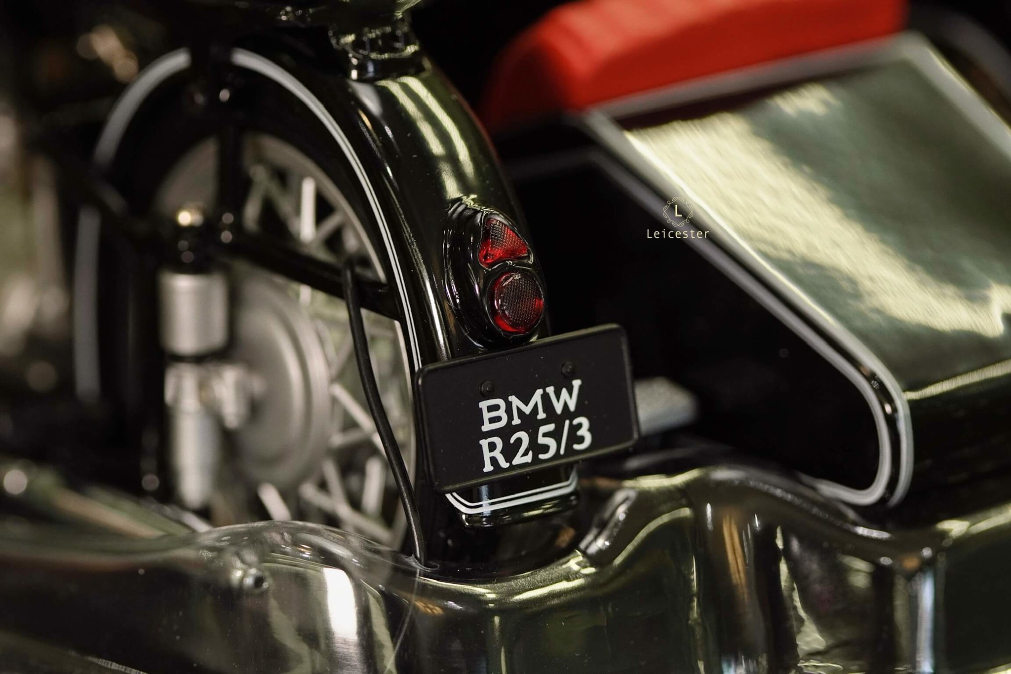Mô hình xe BMW R25/3 Sidecar (1953-1956) – Leicester