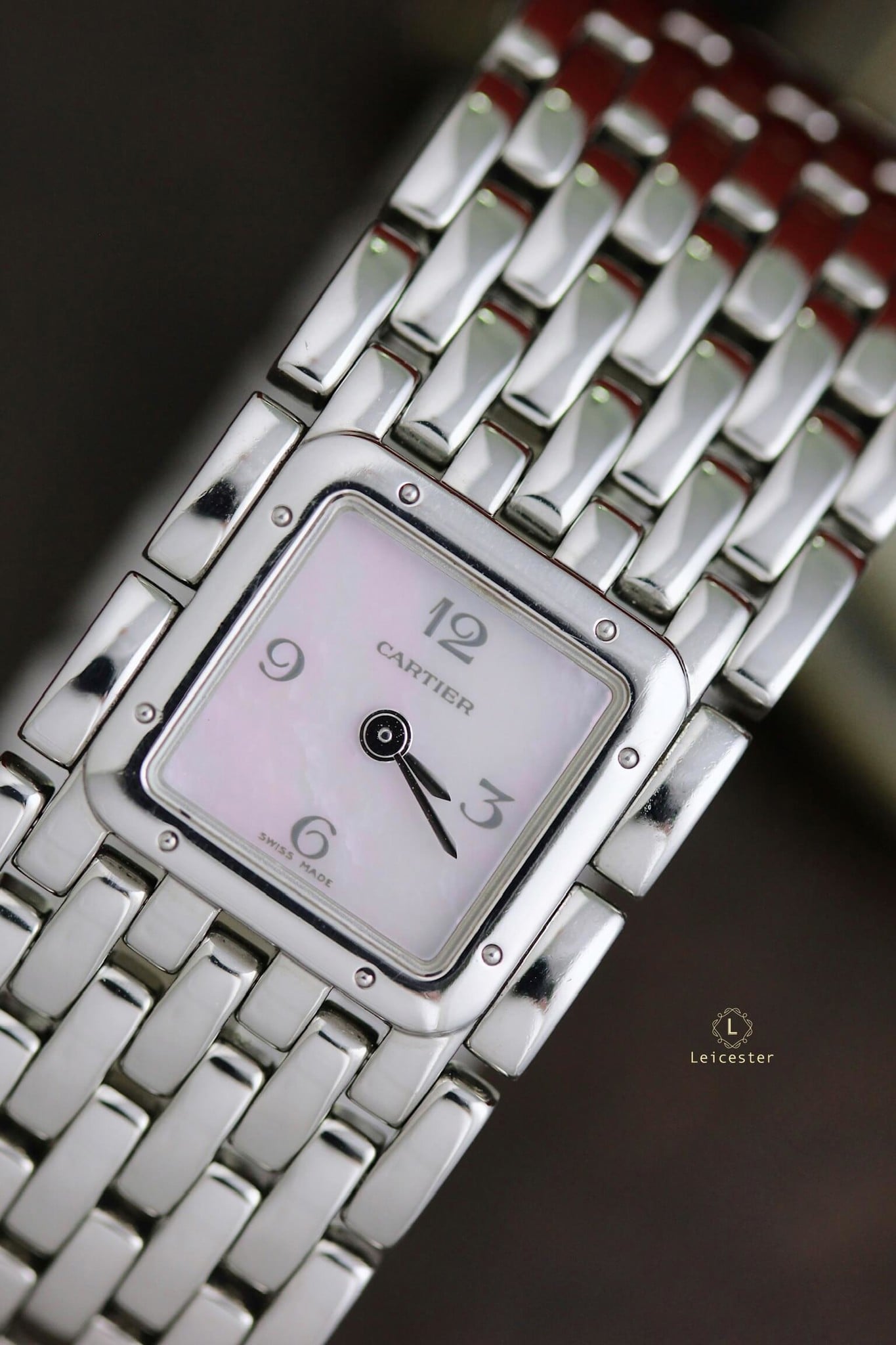 Cartier Panthère Ruban – Leicester