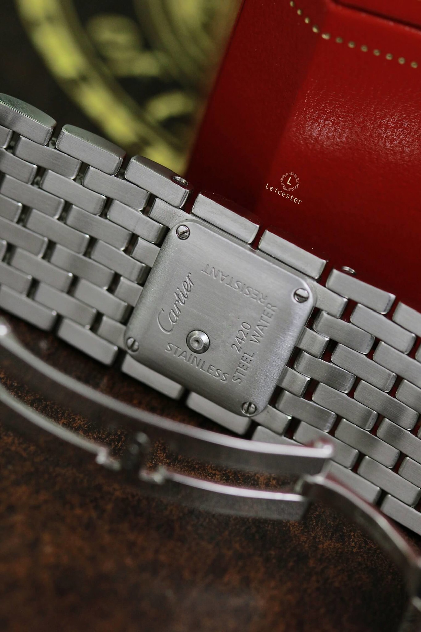 Cartier Panthère Ruban – Leicester