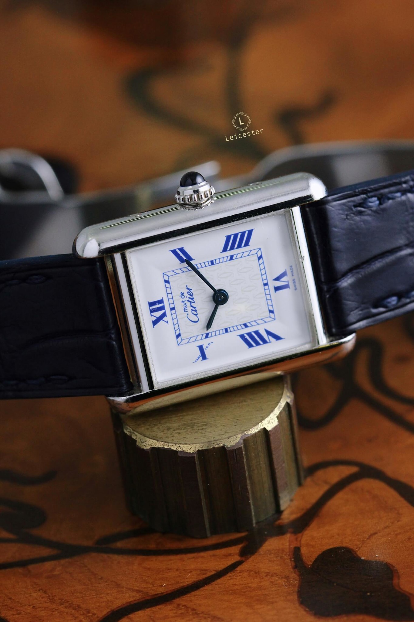 Must de Cartier Tank Blue Motif – Leicester