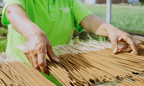 CHỌN NHANG SẠCH AN TOÀN CHO SỨC KHỎE NHƯ THẾ NÀO ? – Nhang sạch Thảo ...