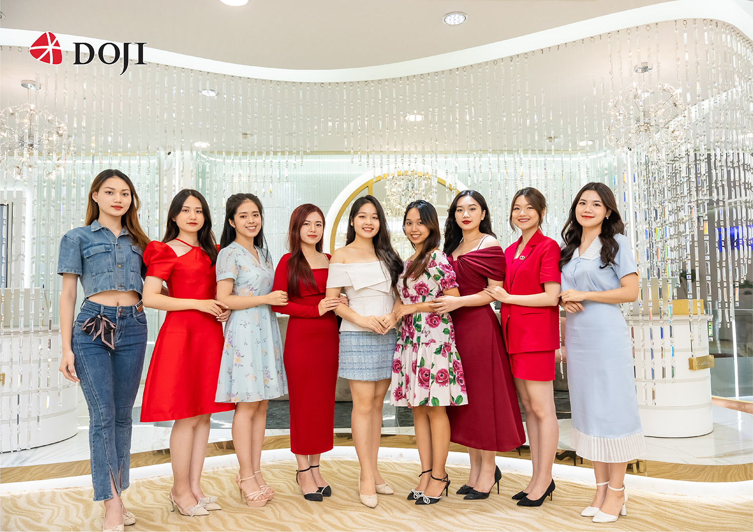 TOP 10 HOA KHÔI NGOẠI GIAO THĂM DOJI SMART – DOJI Gold & Gems Group