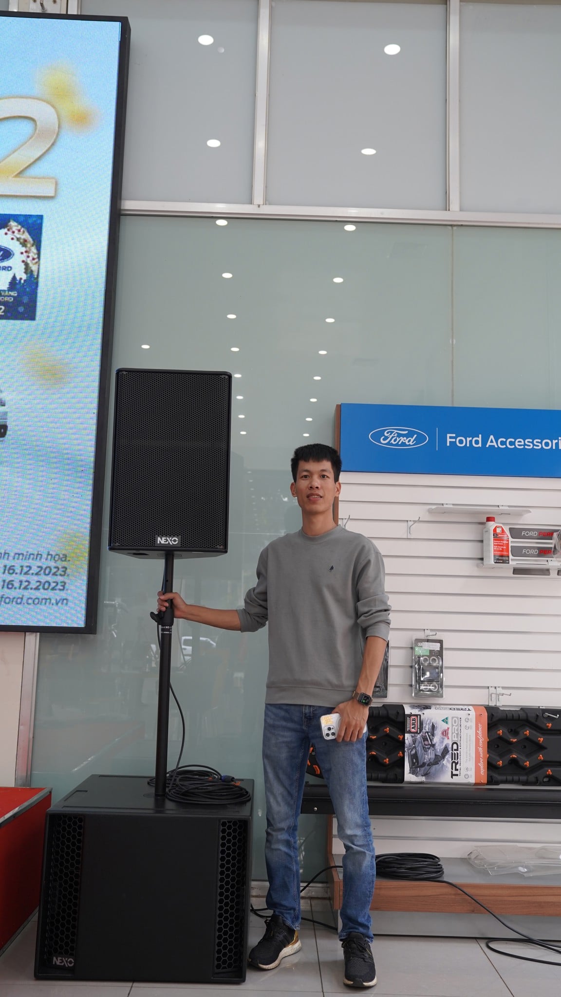 Lắp đặt dàn loa NEXO khủng PS15 và LS18 tại Ford Dak Lak