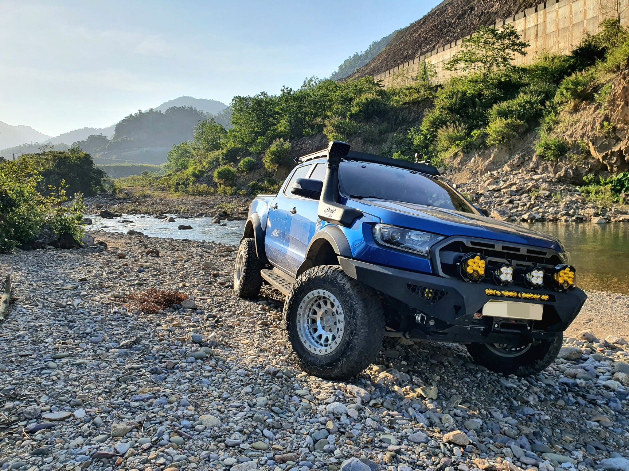 Falken RT01 - Lốp cho Ranger Raptor đi trường trường và offroad - Movetek