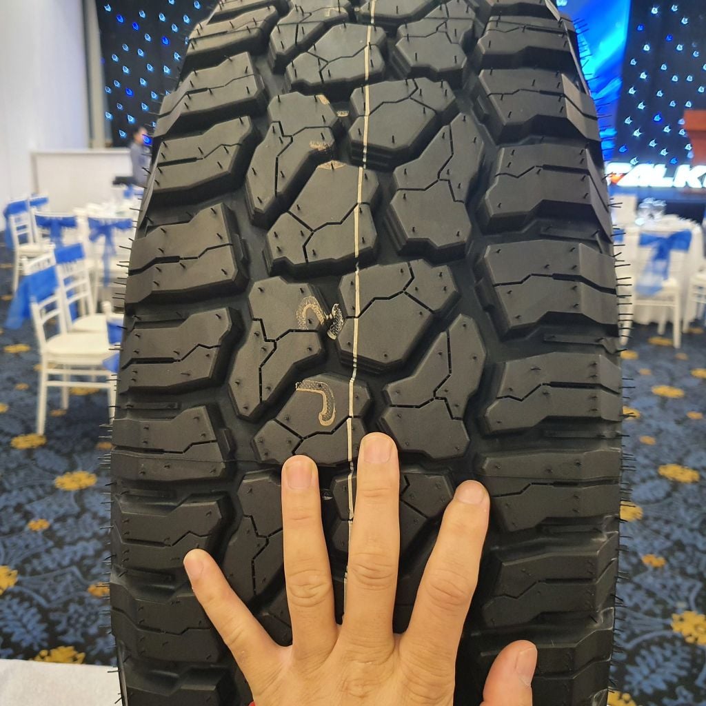 Falken ra mắt lốp xe địa hình RT01 hiệu suất cao cho dòng xe 4x4 - Movetek