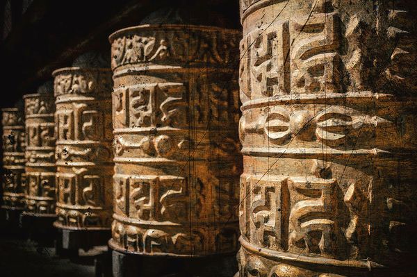 Kinh Luân Là Gì? – Pháp khí POTALA