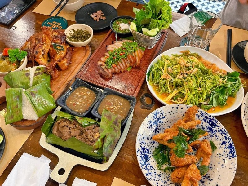 Mê mẩn trước vị ngon khó cưỡng của Gà Phi Lê Xiên tại Mộc Lai Rai – Mộc ...