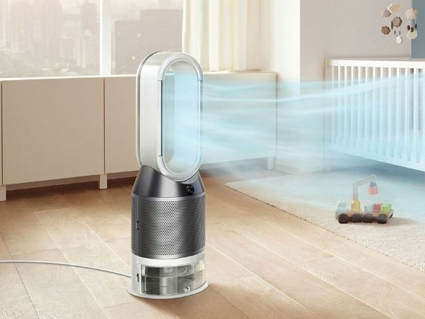 Máy lọc không khí Dyson HP09 kèm sưởi gây ấn tượng mạnh năm 2024