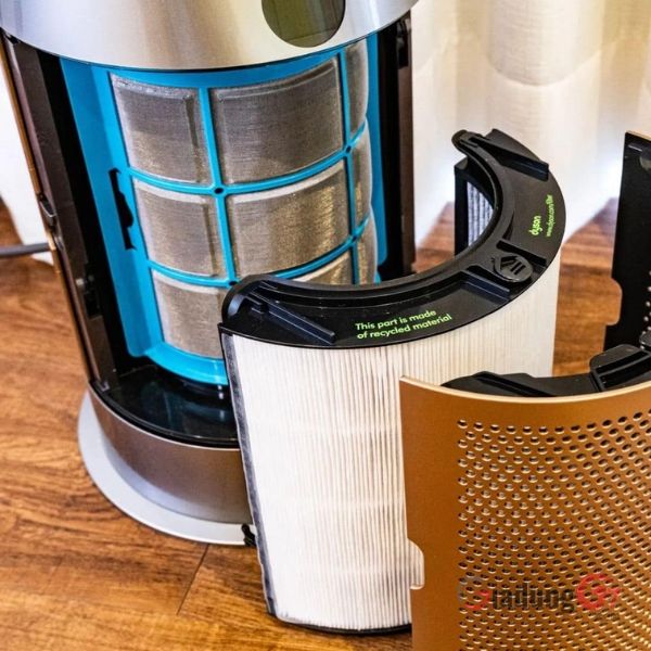 Máy lọc không khí Dyson HP09 kèm sưởi gây ấn tượng mạnh năm 2024