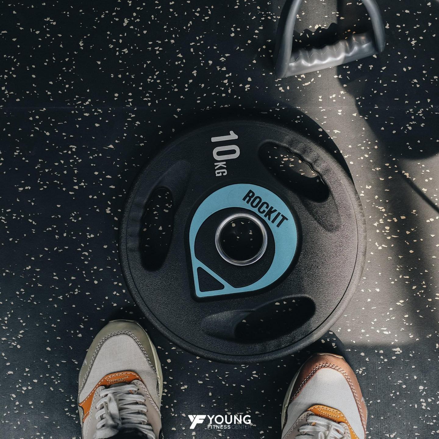 NHỮNG YẾU TỐ TÁC ĐỘNG ĐẾN VIỆC TẬP GYM – YFC