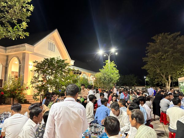 Tiệc tân gia – LanLan Event