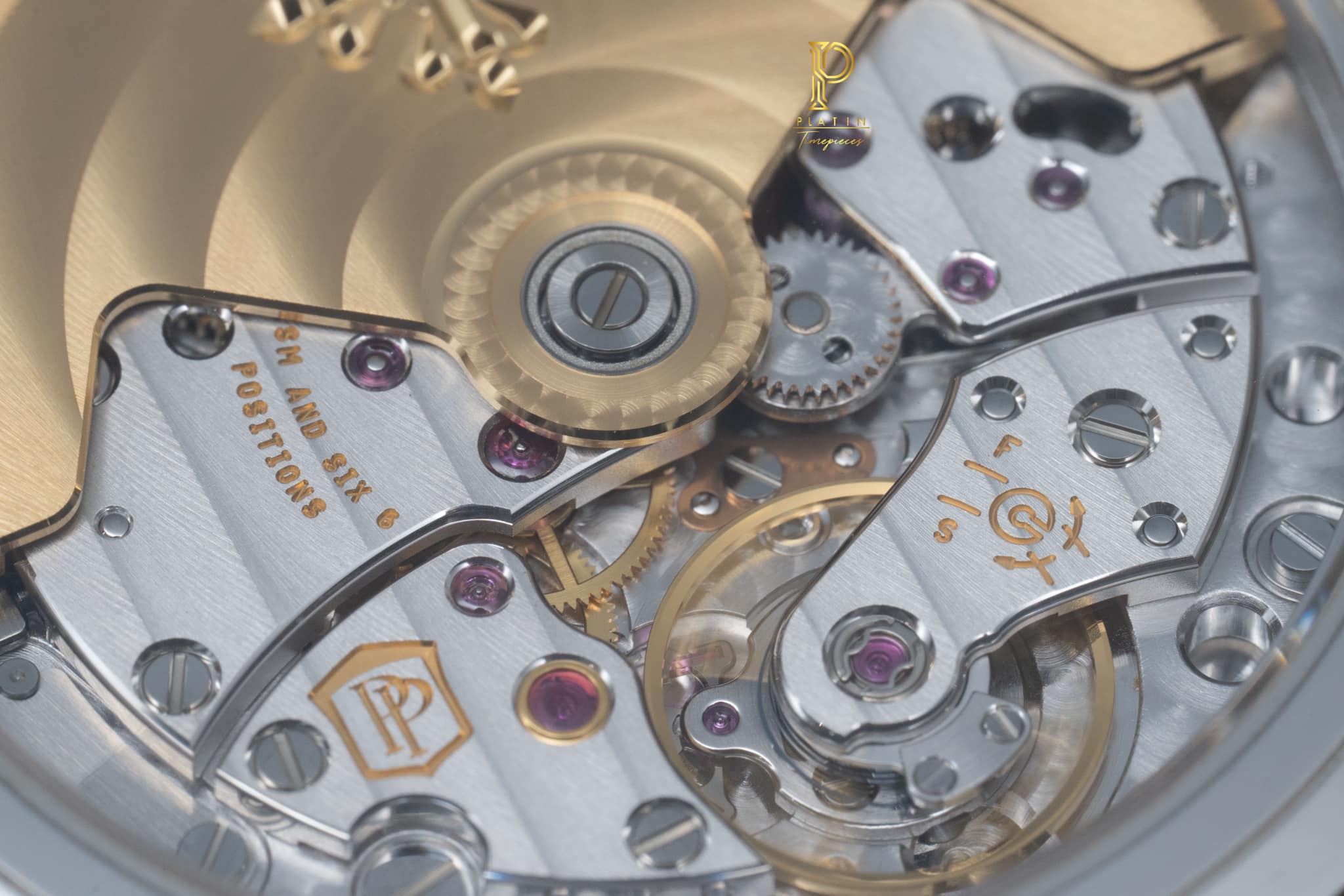 Đồng hồ Patek Philippe Complications 4948G-010 Nạm kim cương MOP ...